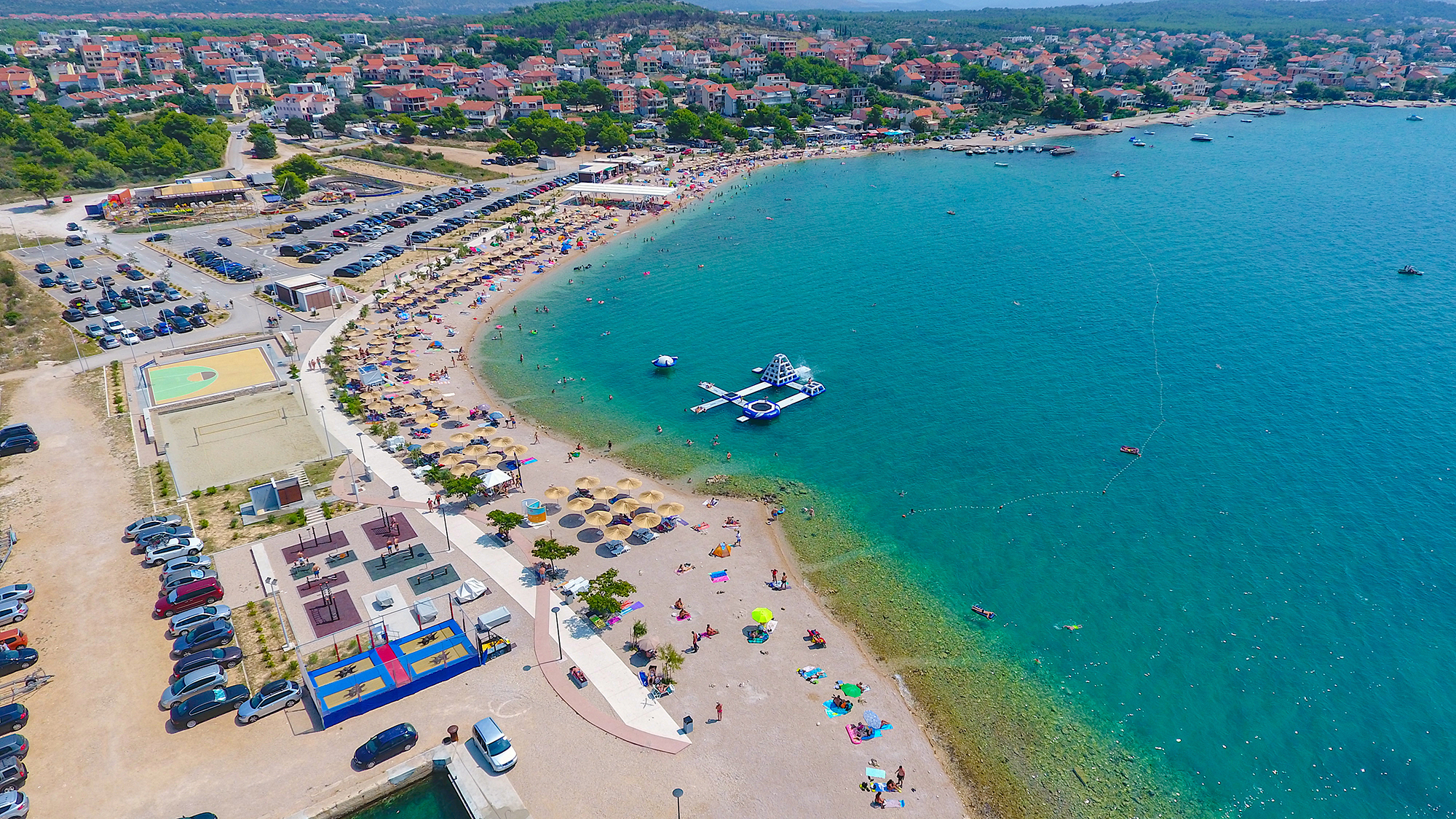 Strand Rezaliste in Brodarica - Strandführer von Kroati.de √